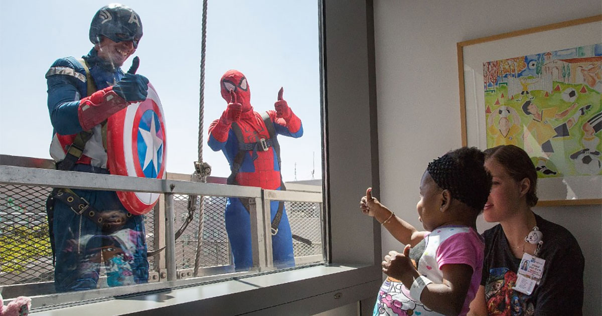 Superhero Window Washers | eJOY English